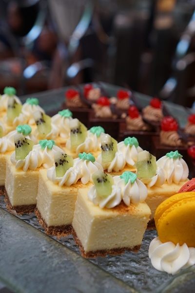 Corniche (Diamond Hotel, Manila, Metro Manila) Photos | ClickTheCity ...