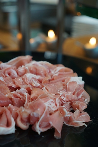 Corniche (Diamond Hotel, Manila, Metro Manila) Photos | ClickTheCity ...