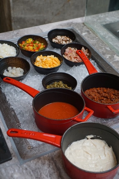 Corniche (Diamond Hotel, Manila, Metro Manila) Photos | ClickTheCity ...