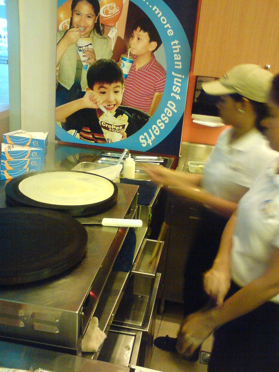 Crepes and Cream (SM Mall of Asia, Pasay, Metro Manila) Photos ...