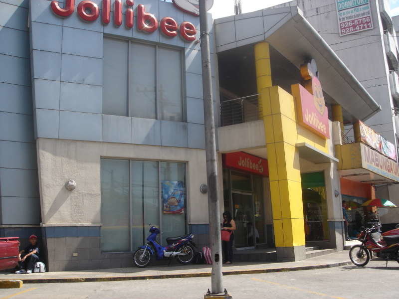 Jollibee (EDSA - Kamias, Quezon City, Metro Manila) Photos | ClickTheCity Food & Drink