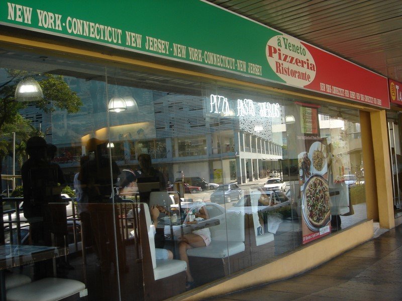 AVeneto Pizzeria Ristorante (Glorietta 3, Makati, Metro Manila ...