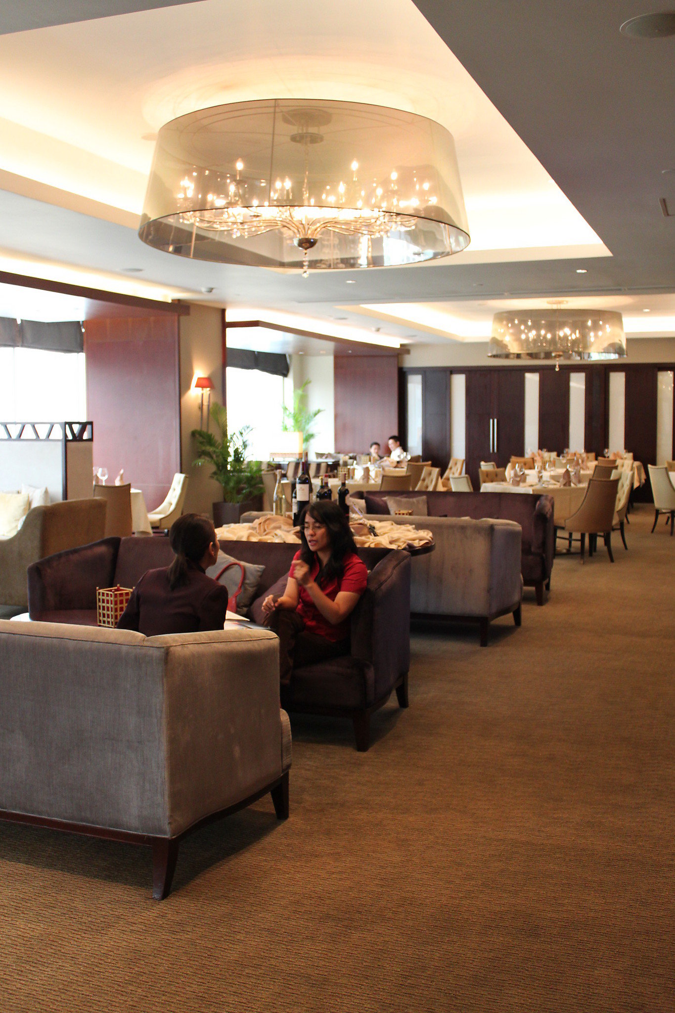 Oakroom Restaurant (ADB Ave., Pasig, Metro Manila - restaurant - P500 ...