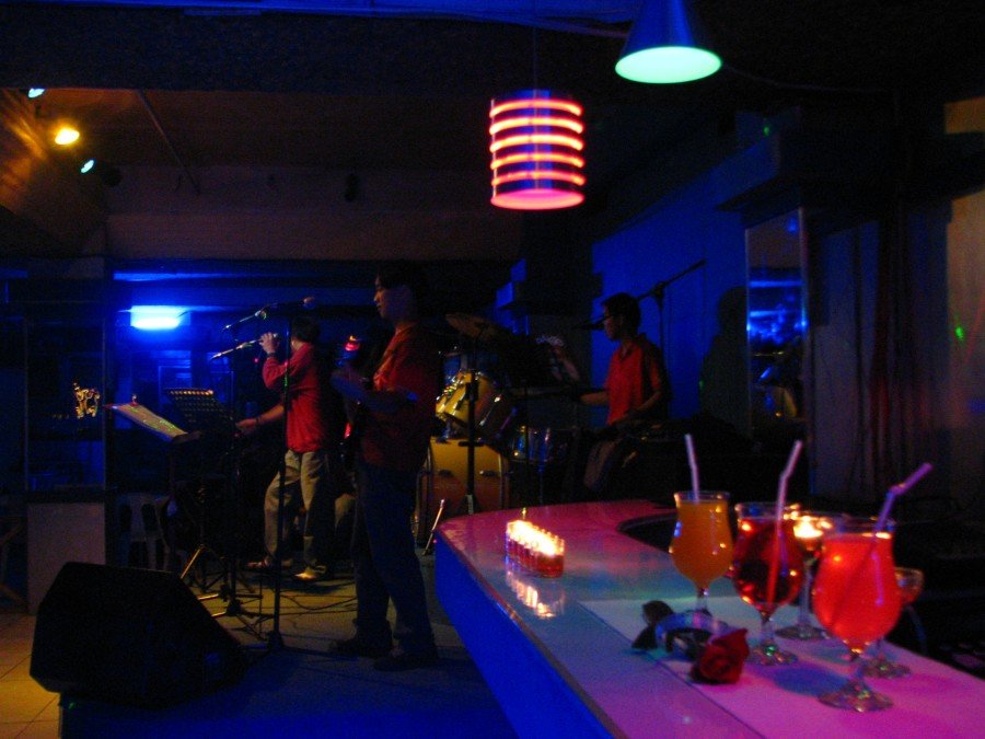 PLANET Music Magic Bar and Restaurant (Session Road, Baguio City ...