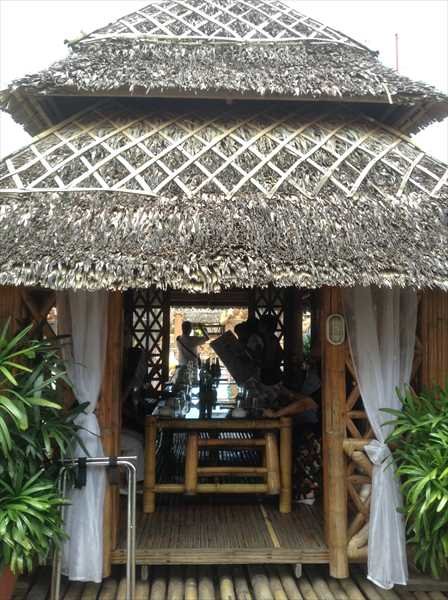 Isdaan Floating Restaurant (Calauan, Calauan, Laguna) Photos ...