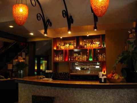 Hossein's Persian Kebab (Serendra Piazza, Taguig, Metro Manila ...