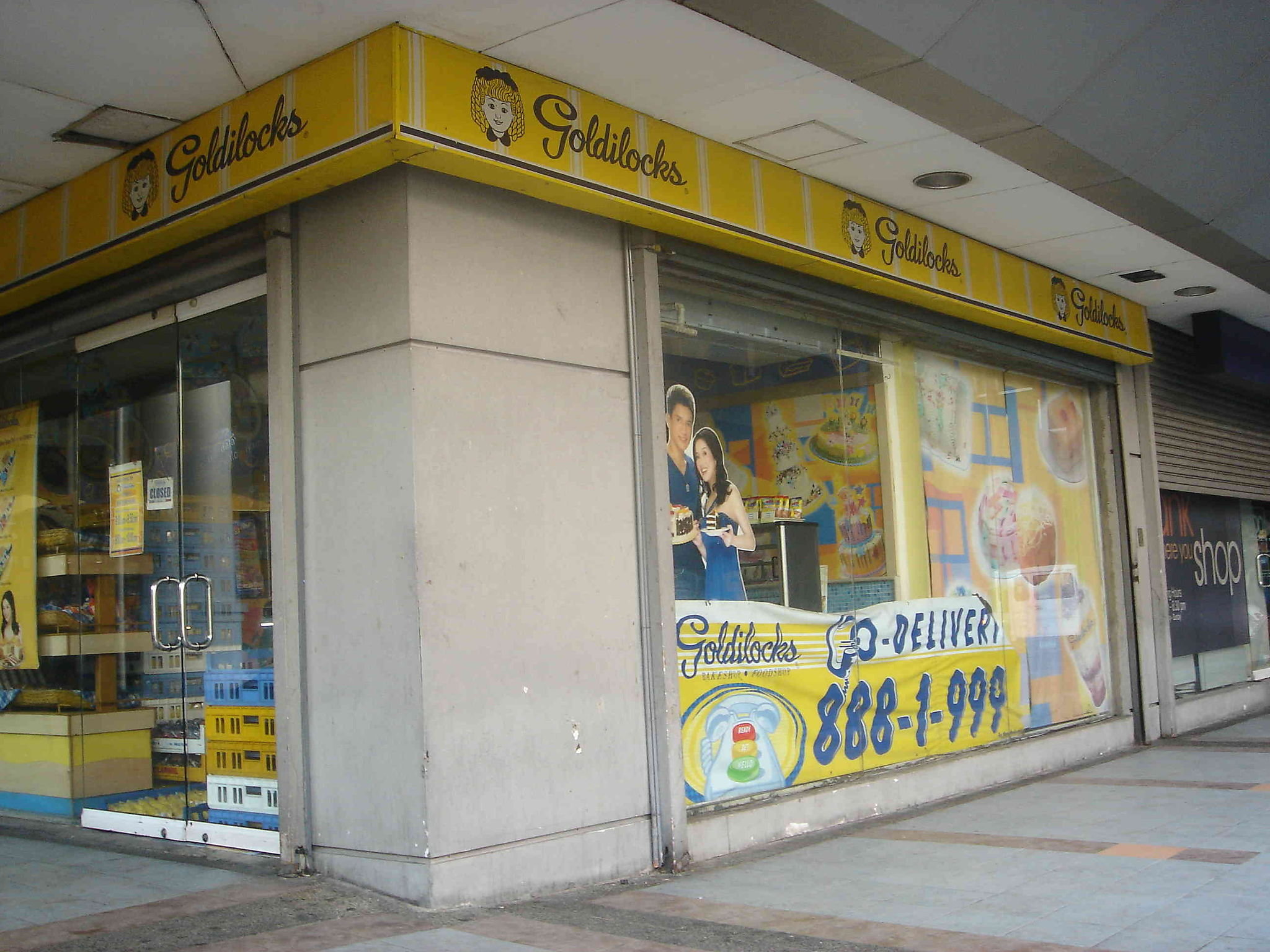 Goldilocks Bakeshop (SM Makati) Photos | ClickTheCity Food & Drink