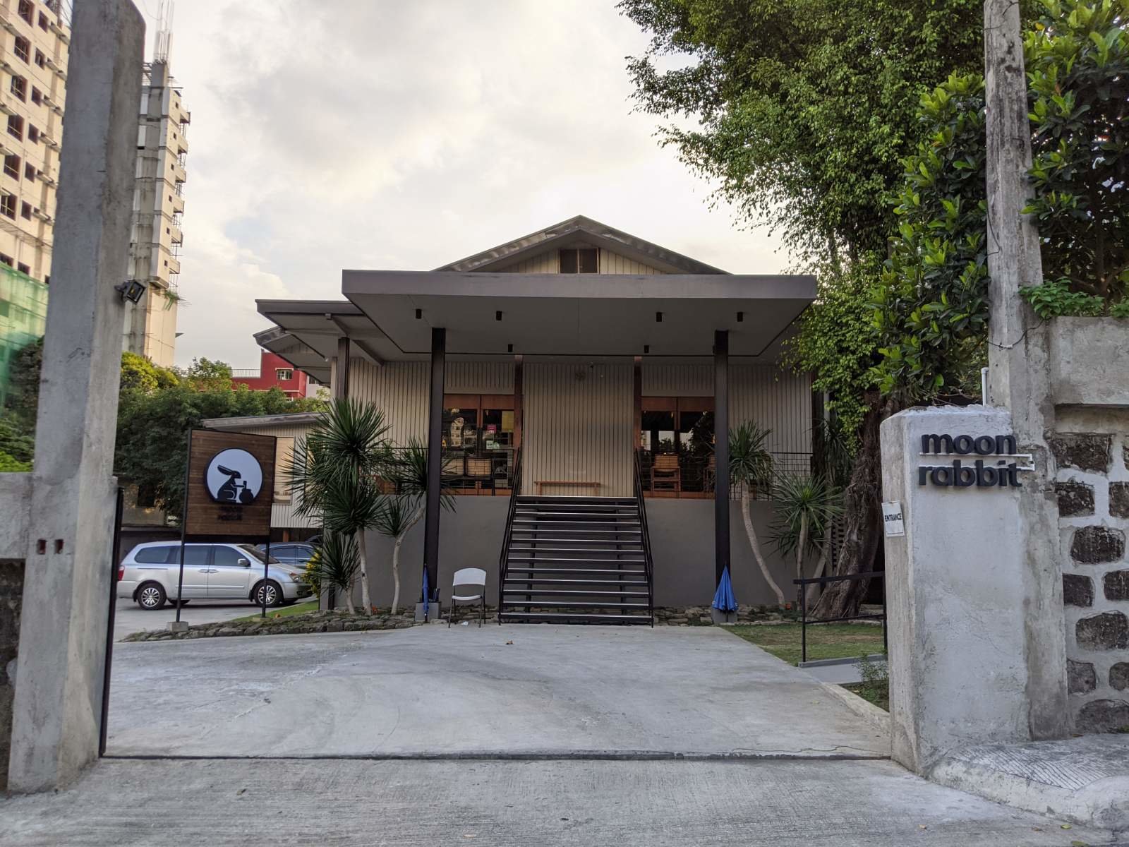 Moon Rabbit (San Juan, San Juan, Metro Manila) Photos | ClickTheCity ...