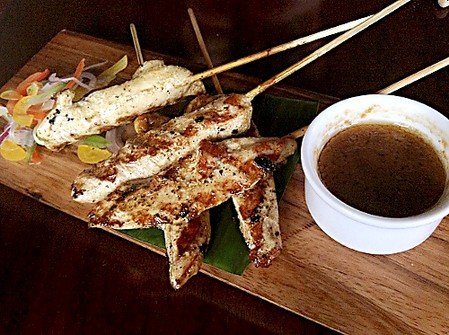 Long Bar (Raffles Makati, Makati, Metro Manila) Photos | ClickTheCity ...