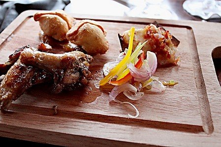 Long Bar (Raffles Makati, Makati, Metro Manila) Photos | ClickTheCity ...