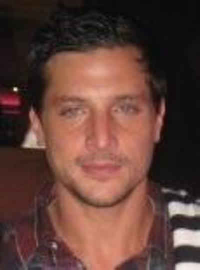 Simon Rex Profile | ClickTheCity Movies