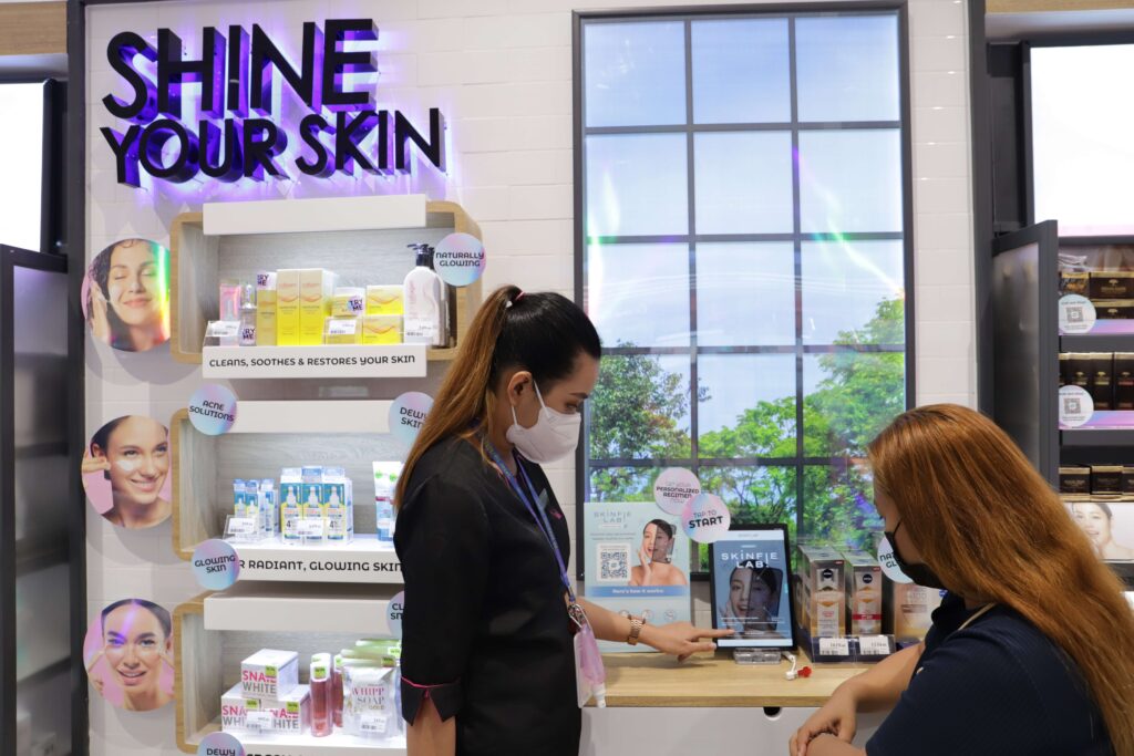 Watsons Philippines Unveils its 1,000th Store in Manila - ClickTheCity