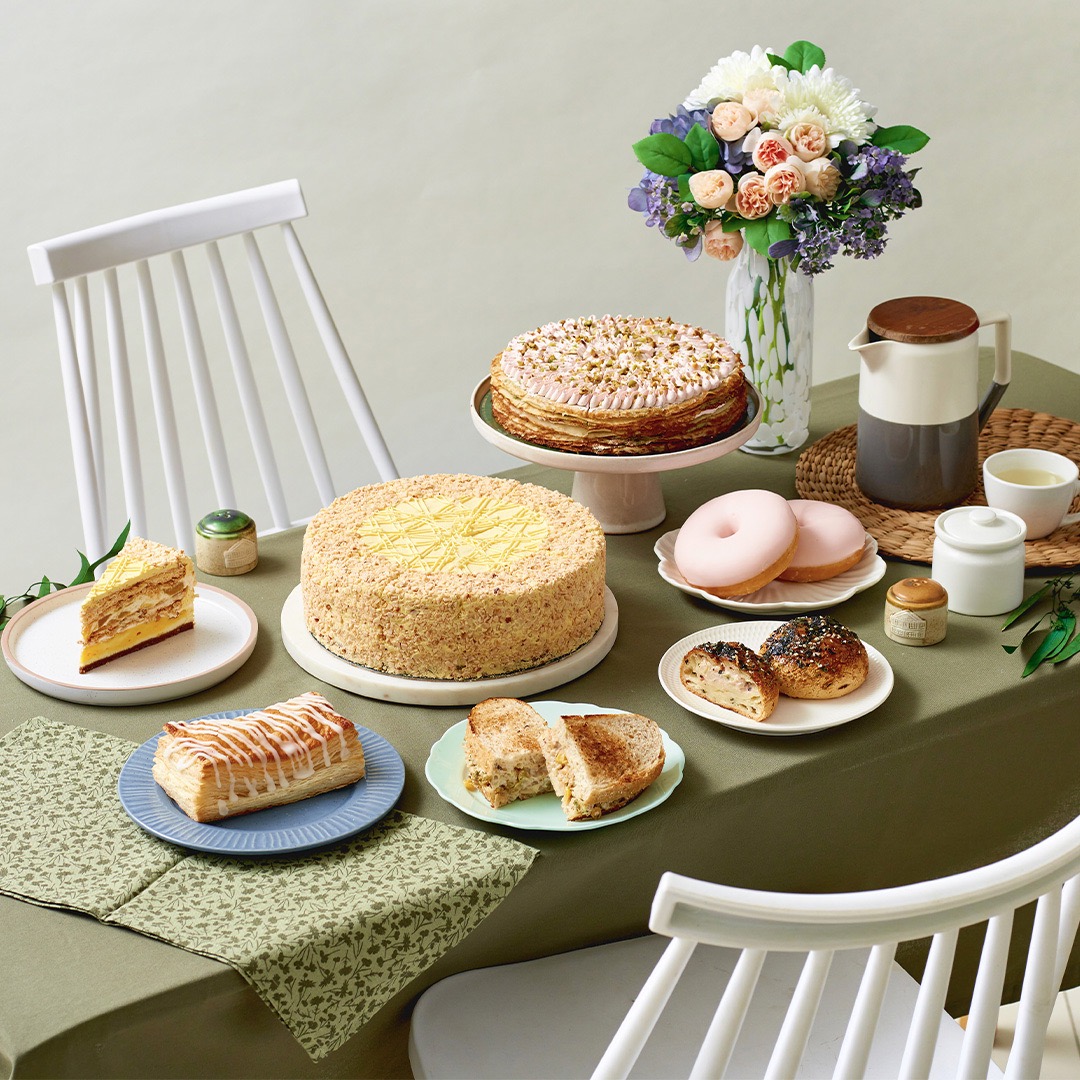 Let The Good Times Bloom at Starbucks: Indulge in the Sweetness of ...