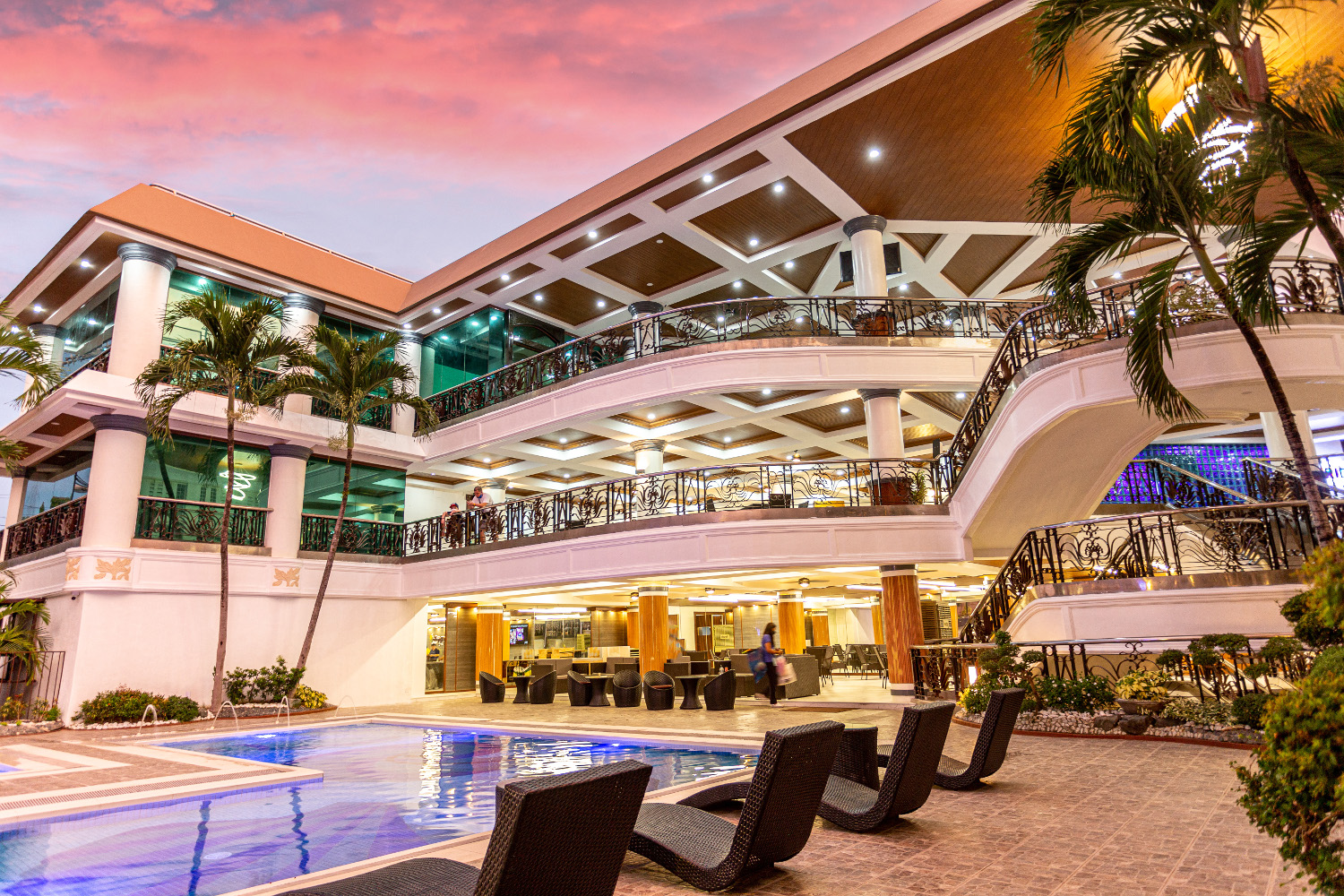 Hop on to an Easter Egg-citing Wonderland Tivoli Royale Country Club ...