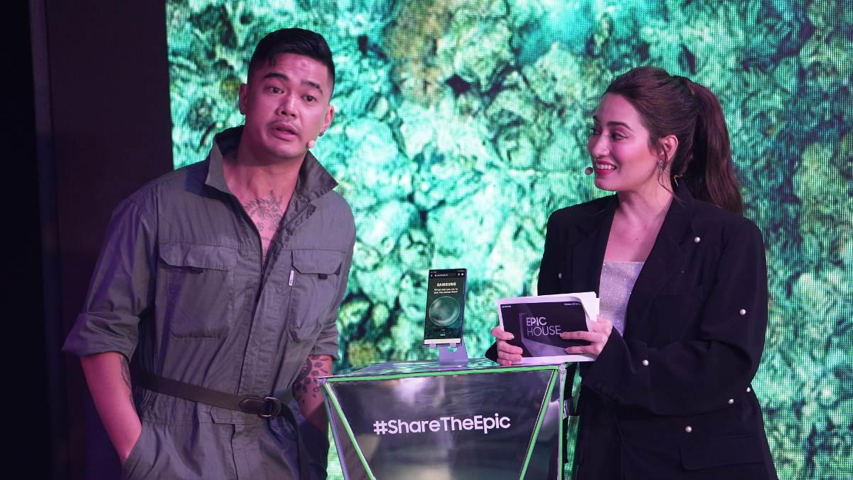 Uniting Art & Eco-Friendliness: Samsung and Leeroy New's Masterpiece ...