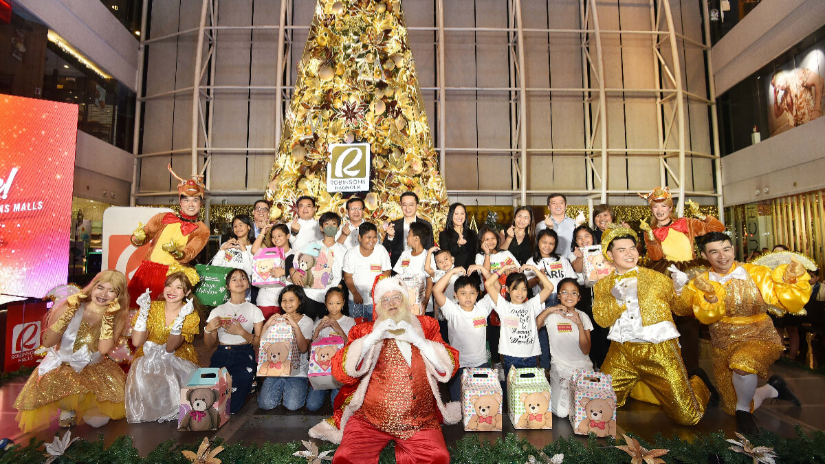 Unwrapping the Magic of Christmas at Robinsons Magnolia's Enchanting ...